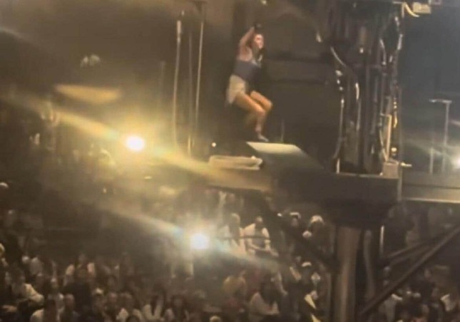 「レスキュー、レスキュー」USJのショーで緊迫シーン 女性キャストが「軽いケガ」、一体何があったのか: J-CAST ニュース【全文表示】