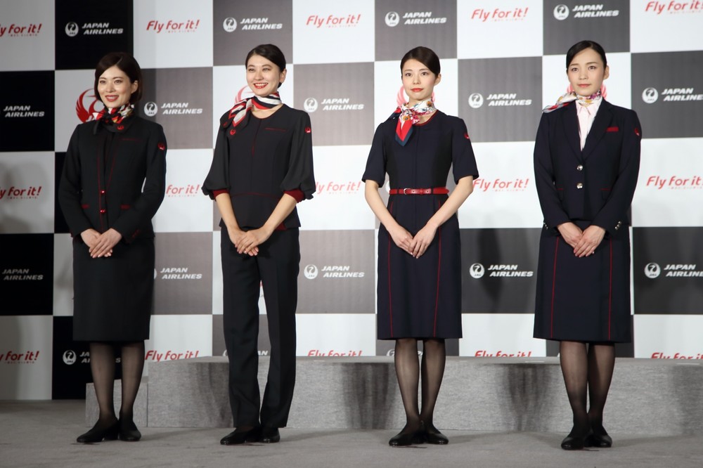 JAL「7年ぶり」新制服のポイント どこが変わり、何が受け継がれた？: J-CAST ニュース