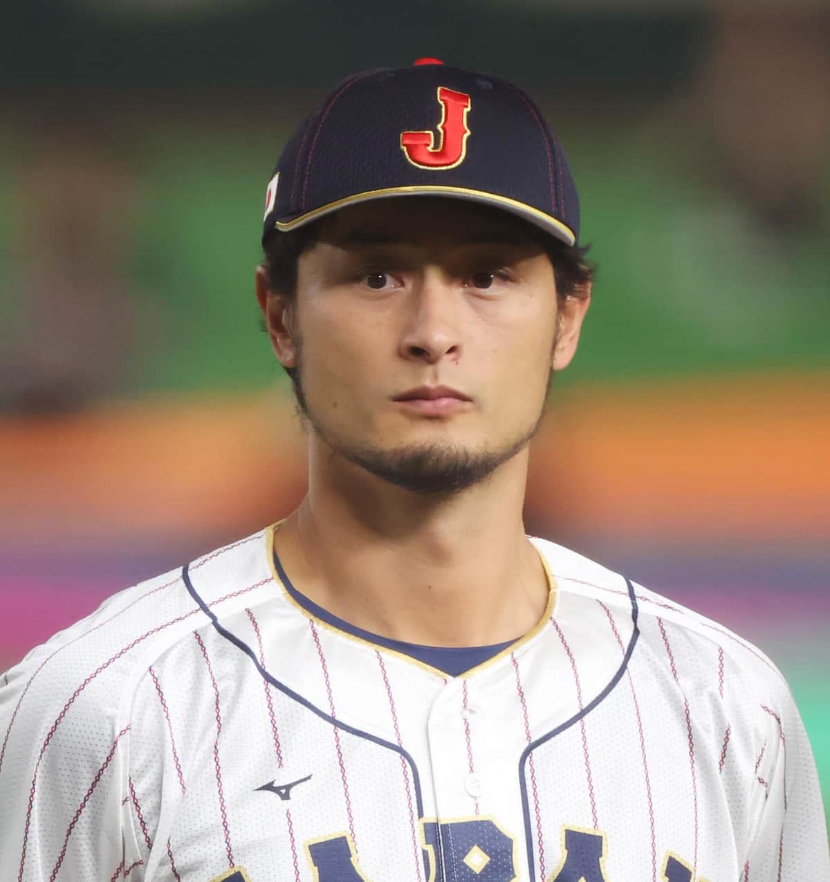 「露出狂と同じ」「TPOって知らない？」 49万登録女性インフルエンサーのWBC観戦マナーが物議: J-CAST ニュース