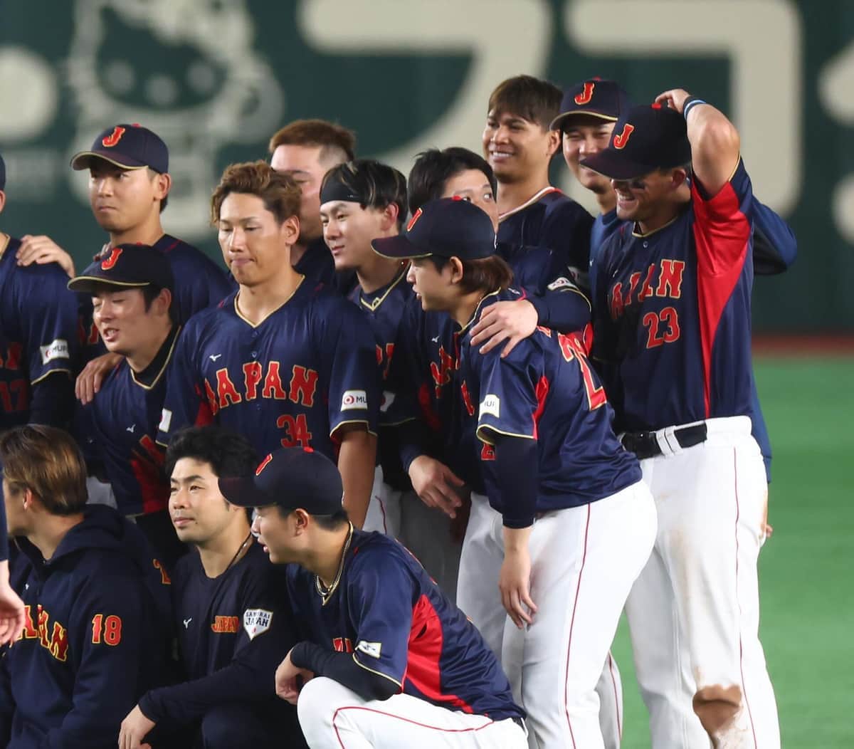 大谷翔平が近藤健介の帽子に... WBCメキシコ戦でのイタズラにSNS爆笑「めっちゃ仲良し」: J-CAST ニュース