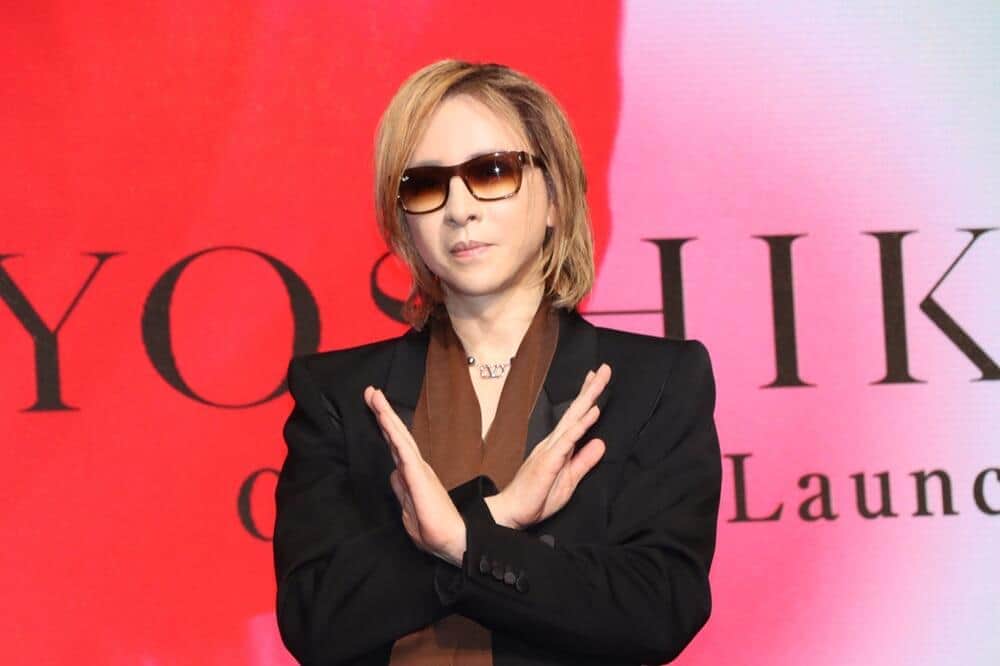 【芸能】YOSHIKI、3度目の手術成功！感謝の横たわる姿だった : 時事ネタ最速族