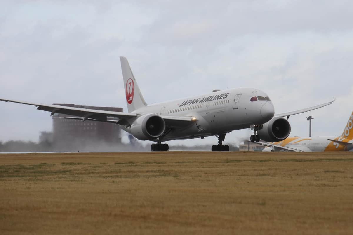 JAL機長が飲酒ダンマリ、検査には「誤検知」主張 豪路線で3時間超遅延...会社側「欠航すべきだった」: J-CAST ニュース
