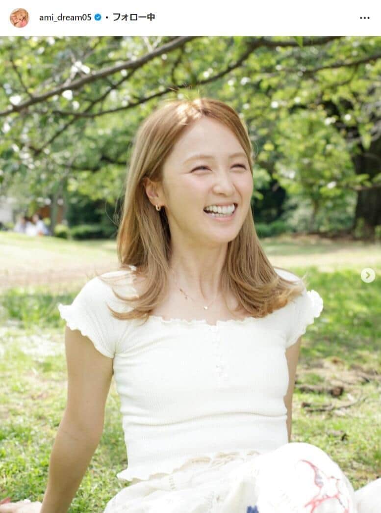 「またすぐ金髪になっちゃうと思うけど 」 Dream Ami36歳、金髪→暗髪にイメチェン「新鮮！」: J-CAST ニュース