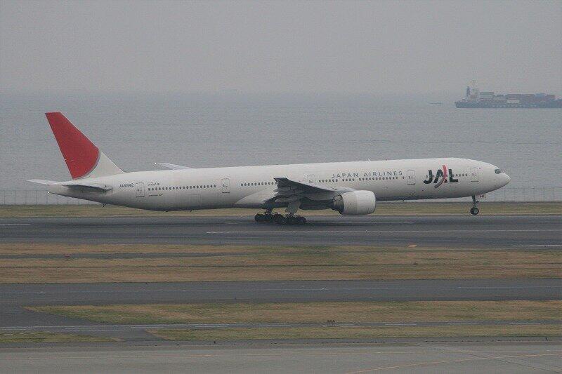 日本の空から「大型旅客機」が消える？ JAL「500人乗り機」退役が意味すること: J-CAST ニュース【全文表示】