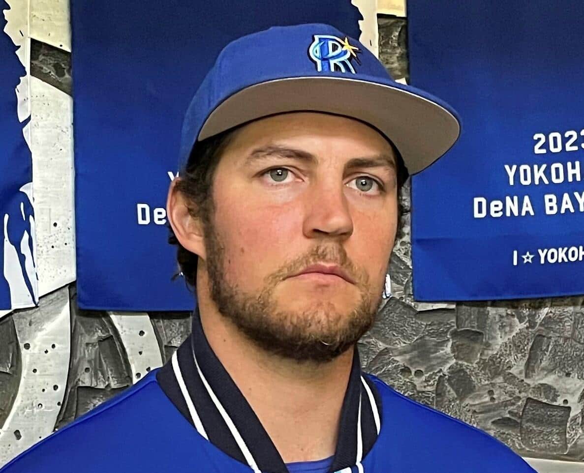 漫画店入るも大慌て＆モザイク処理 DeNAバウアー動画に一体何が？「あっちは行っちゃダメ」: J-CAST ニュース【全文表示】