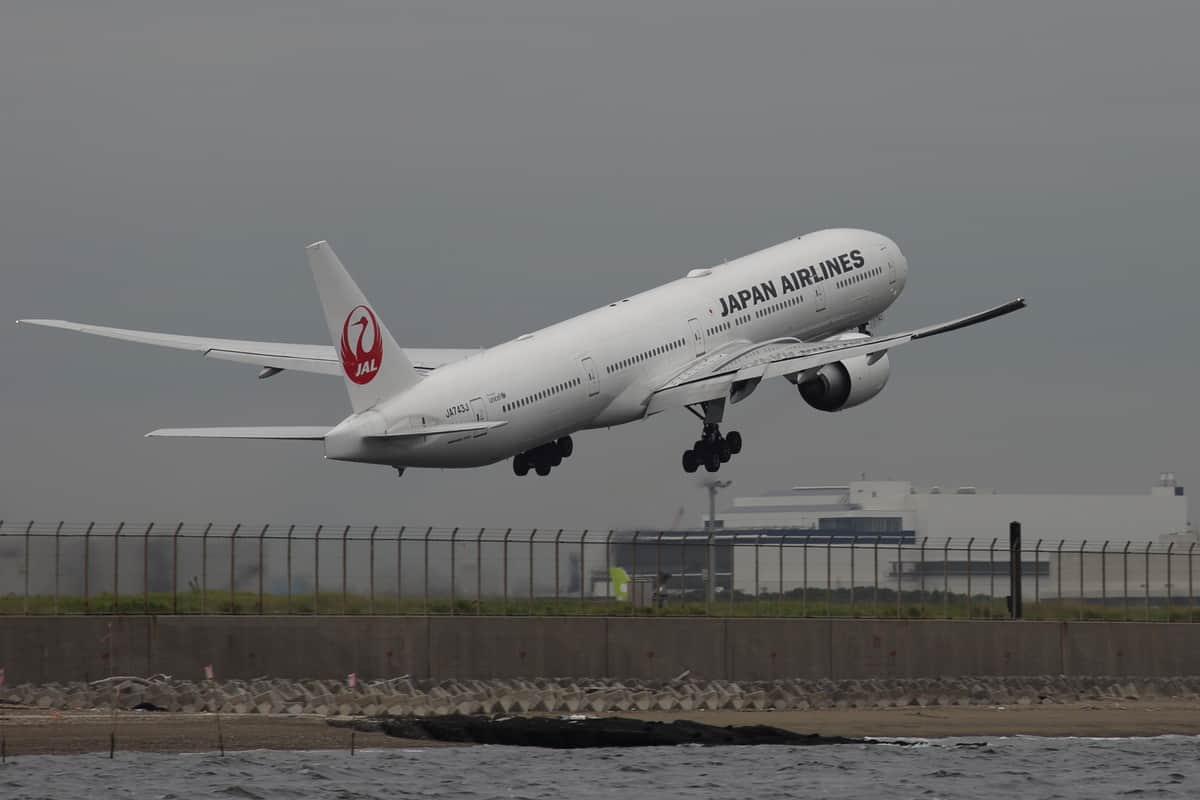 JAL機長、米ホテルで酔っ払い→警察呼ばれ... 欠航にまで至った残念騒動: J-CAST ニュース【全文表示】