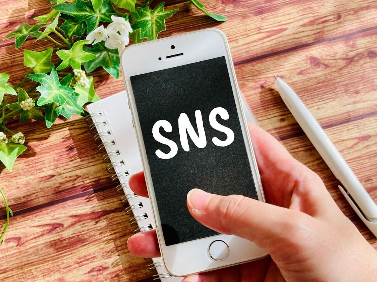 吉本興業「SNSポリシー」策定 「改めて他者を敬いつつ表現する重要性を周知徹底」: J-CAST ニュース【全文表示】