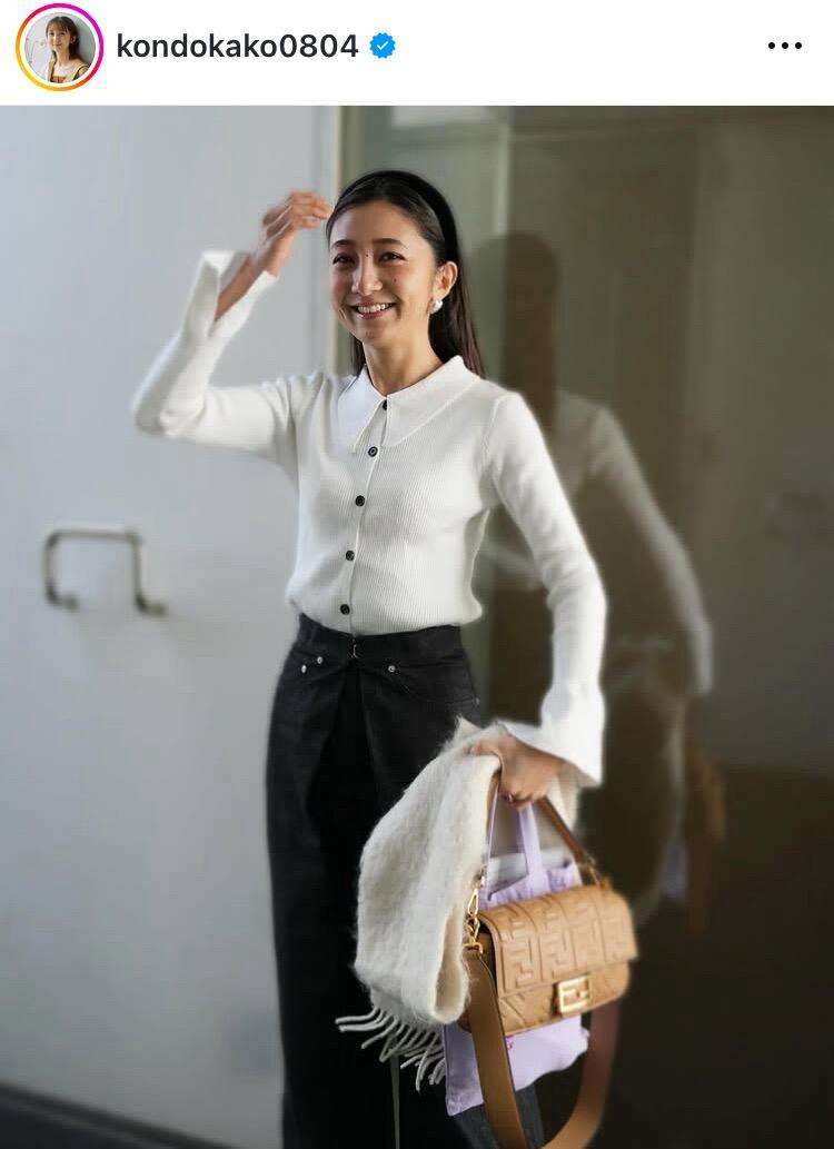 「めちゃめちゃキレイ」TBS近藤夏子アナ、攻めすぎノースリーブ私服＆衝撃開脚ショットに騒然: J-CAST ニュース【全文表示】